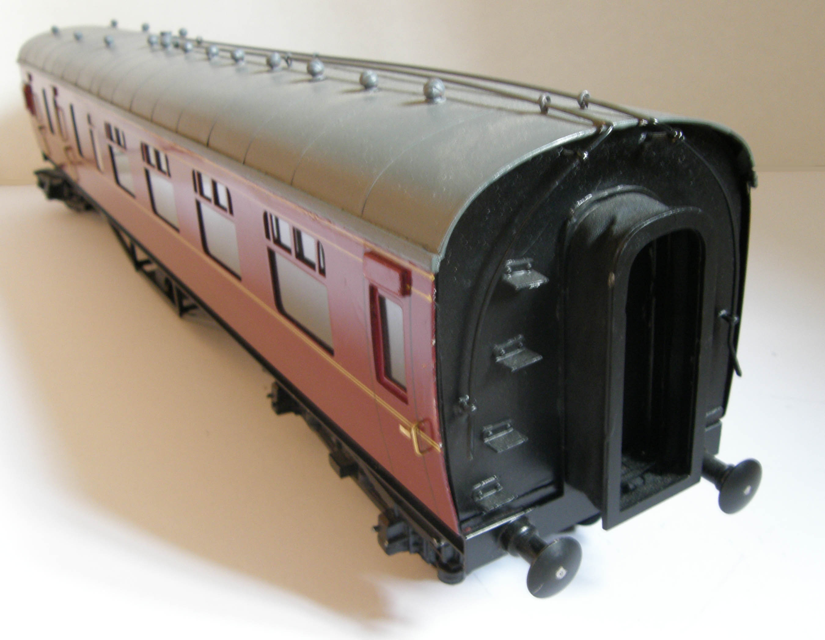 LMS Stanier Period Coaches - Tenmille